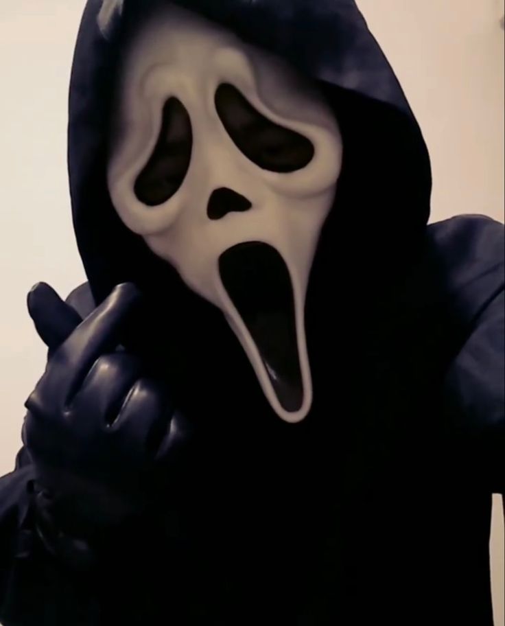 Best Online Ghostface PFPs 2024: Iconic Ghostface Profile Pictures for Your Social Media - AMJ