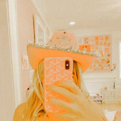 Best Aesthetic Preppy PFPs 2024: Stylish & Trendy Profile Picture Ideas ...